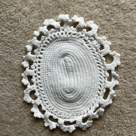 Accents | Vintage Dolly White Round | Poshmark